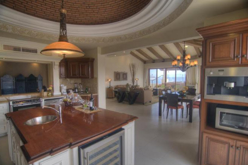 Villa del Arco Beach Resort Suites